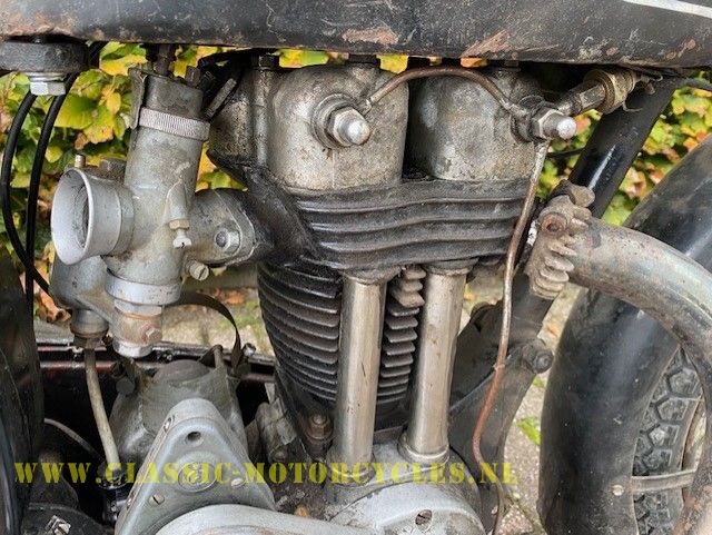 ARIEL WNG CA 1944 - Classic Motorcycles