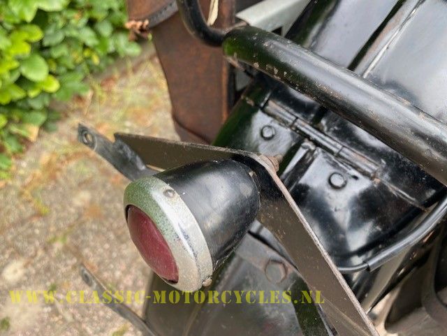 ARIEL WNG 350 1943 - Classic Motorcycles