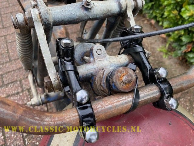 ARIEL WNG 1944 - Classic Motorcycles