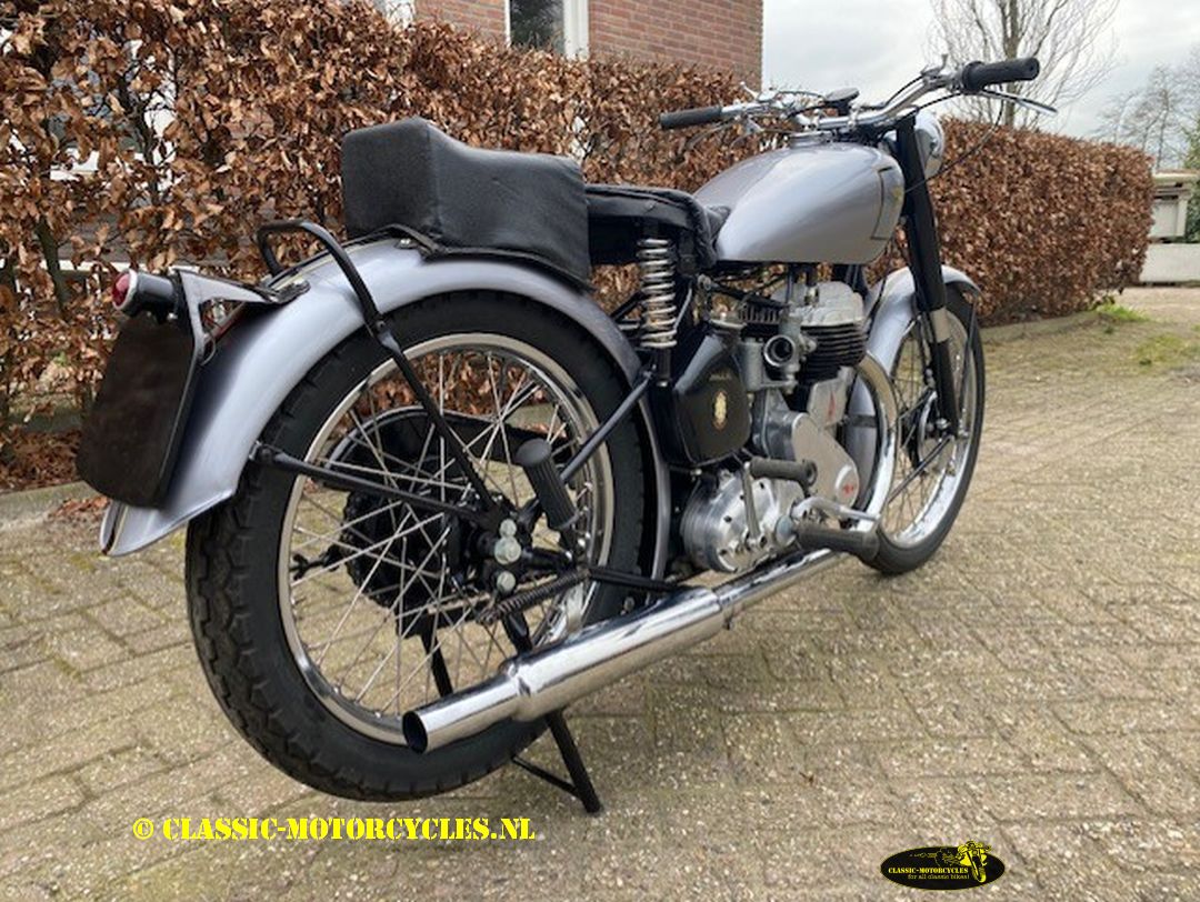 BSA M20 1942 - Classic Motorcycles