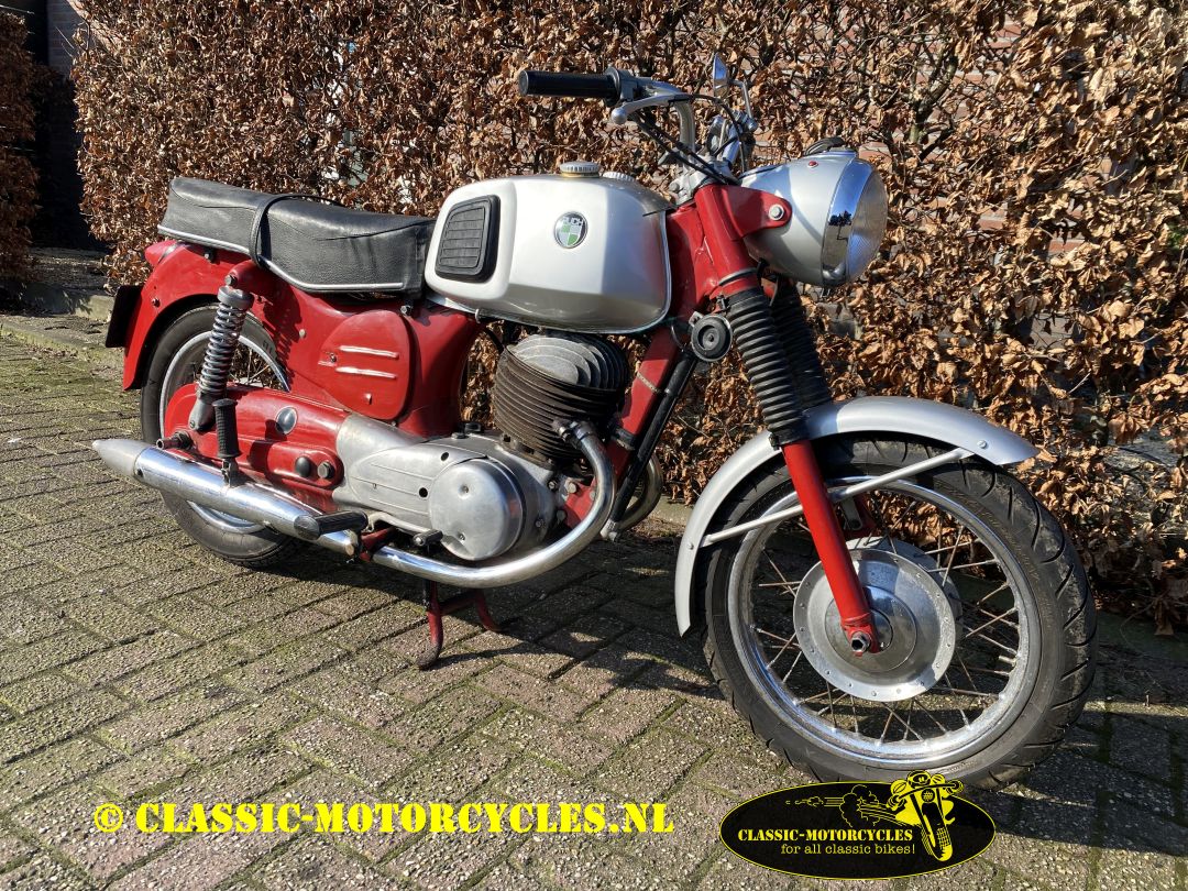 PUCH SGS 250 SUPERSPORT 1969 SOLD - Classic Motorcycles