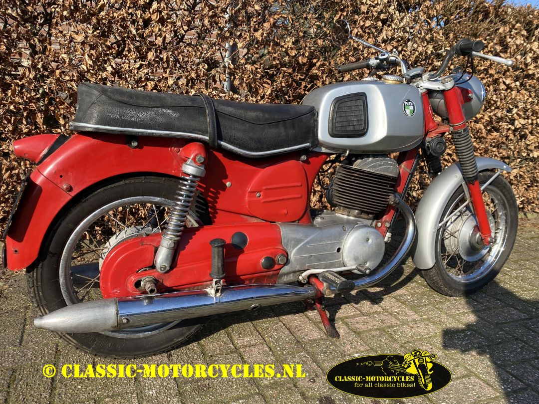 PUCH SGS 250 SUPERSPORT 1969 SOLD - Classic Motorcycles